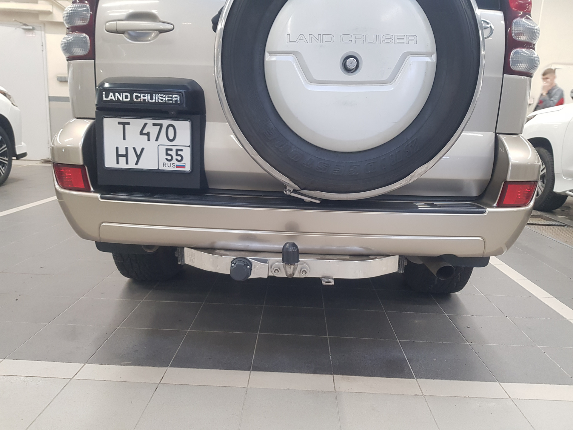 Покрасил задний бампер. — Toyota Land Cruiser Prado 120-series, 4 л ...