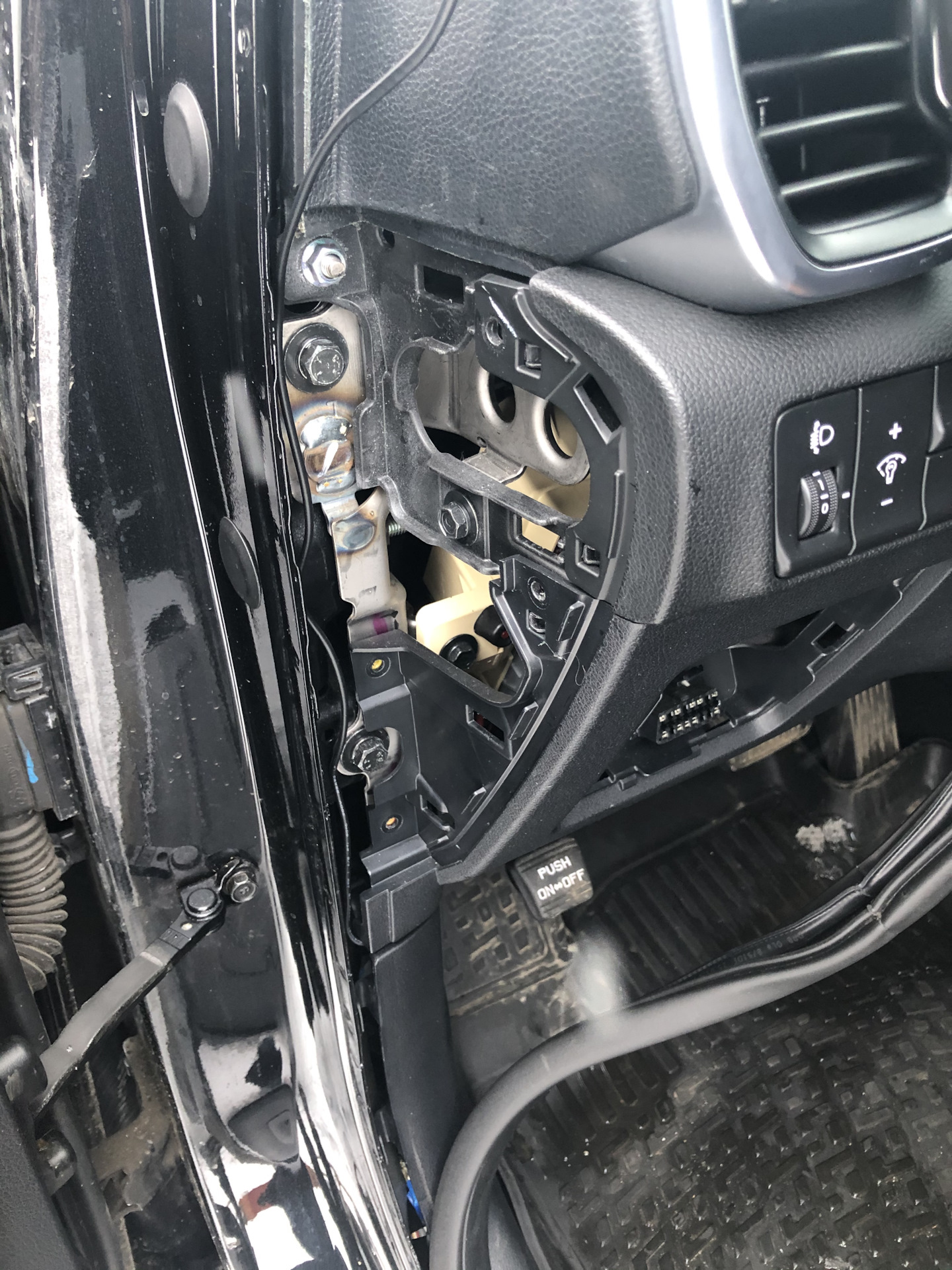 Установка камеры LKAS/LDWS — KIA Sportage (4G), 2 л, 2016 года | тюнинг ...