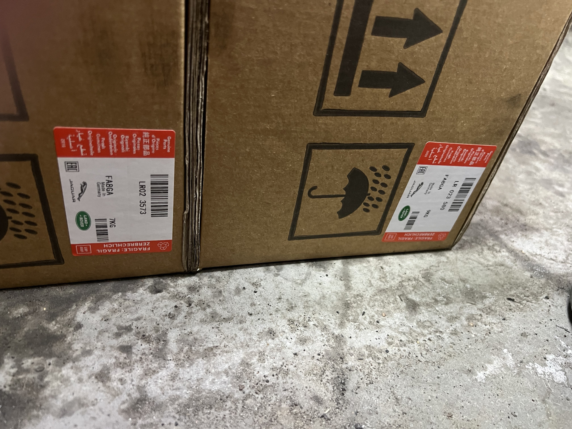 Замена задних амортизаторов — Land Rover Range Rover (3G), 4,4 л, 2011 ...