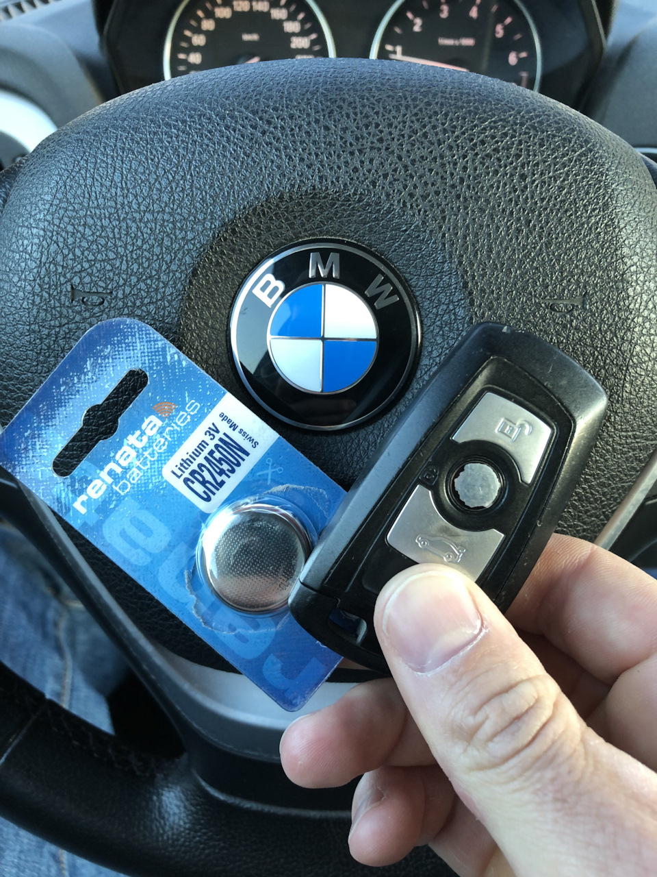замена батарейки в ключе — BMW 1 series (F21), 1,6 л, 2013 года ...