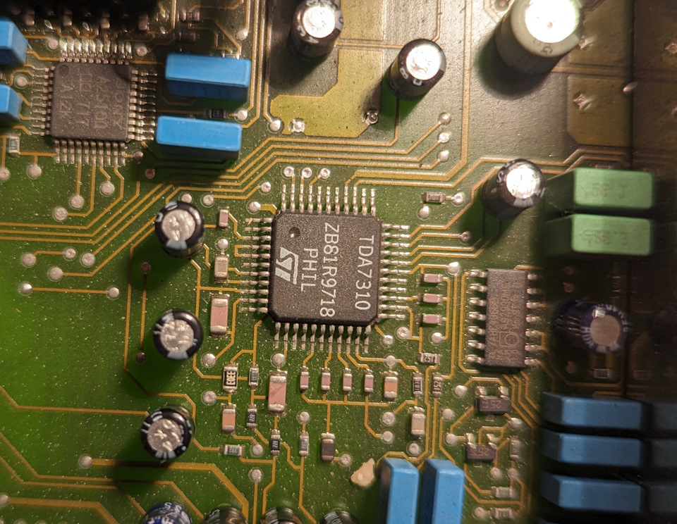 Becker special 2210 + Bluetooth — Mercedes-Benz E-Class (W124), 2 л ...