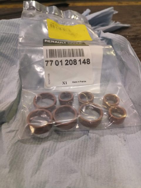 7701208148 Комплект прокладок RENAULT | Запчасти на DRIVE2