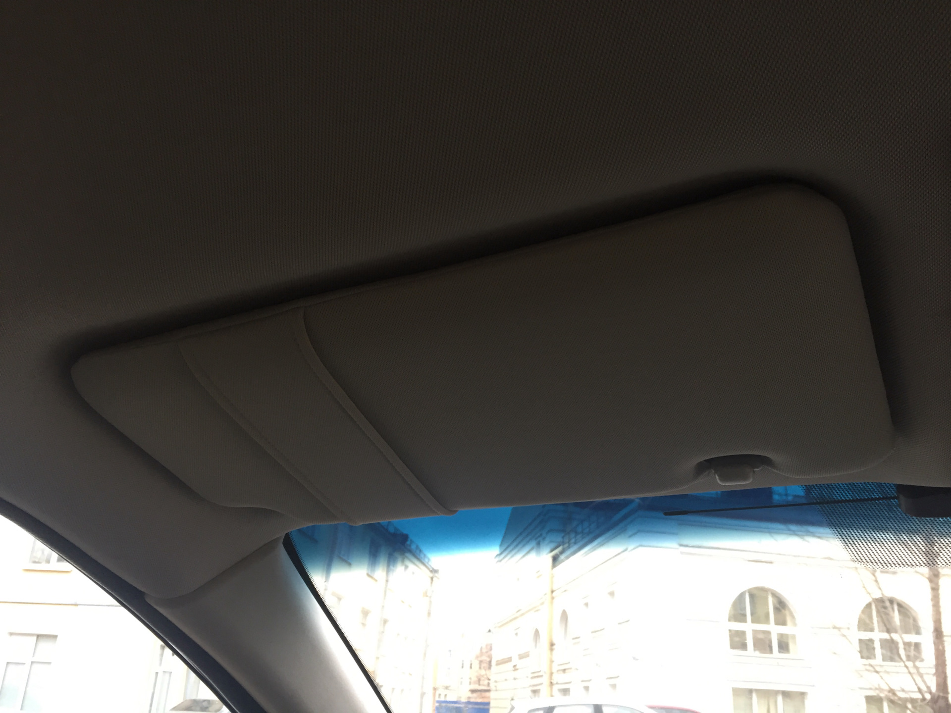 Солнцезащитный козырёк с подсветкой Ниссан Тиида — Nissan Tiida (1G), 1 ...