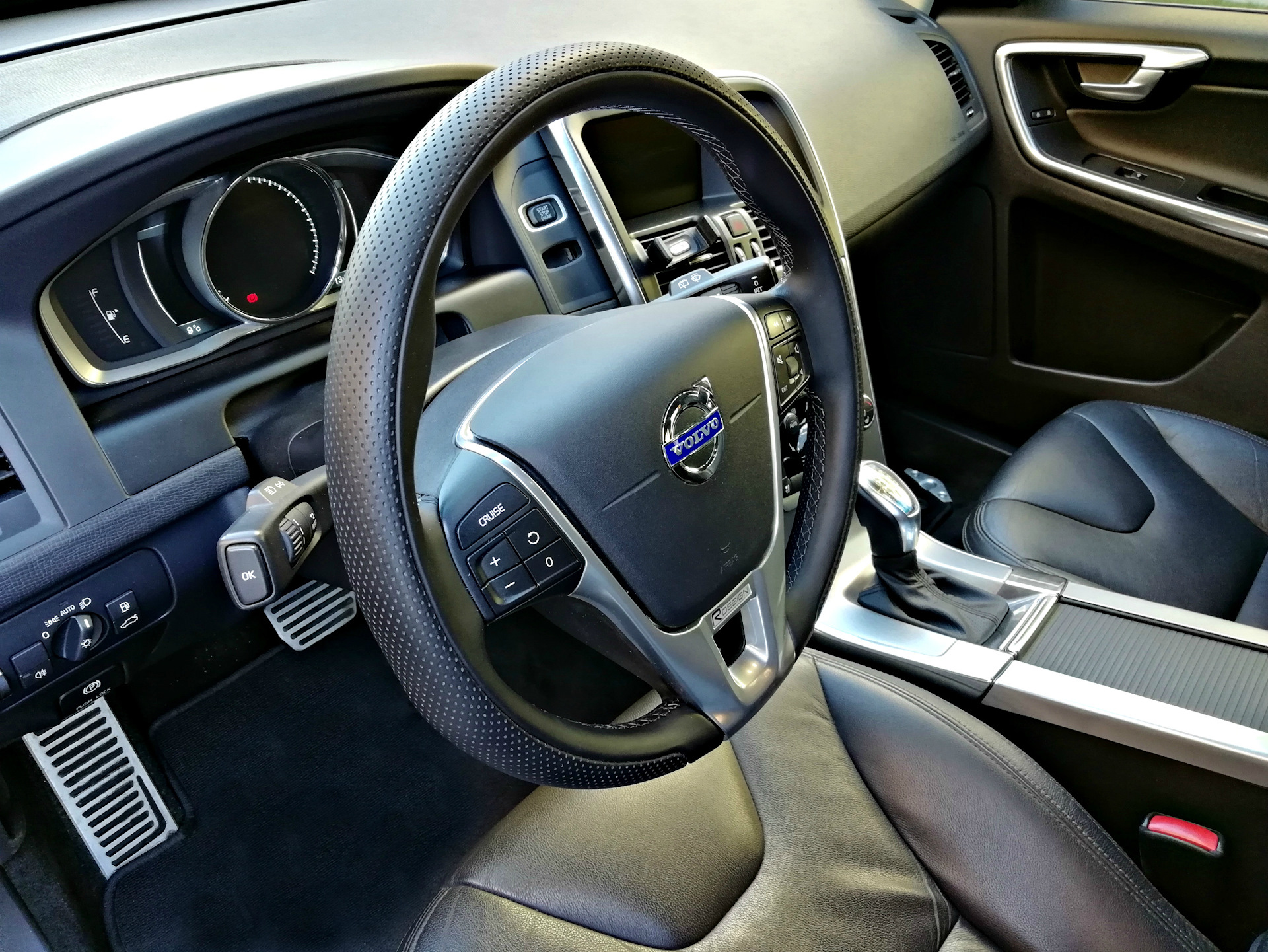 Руль R-design & Ручка АКПП Polestar — Volvo XC60 (1G), 2,4 л, 2012 года ...