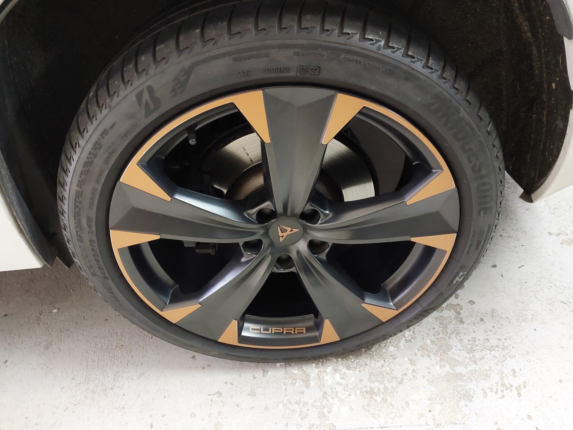 Add copper to the wheels — Cupra Ateca, 2 л, 2022 года | стайлинг | DRIVE2