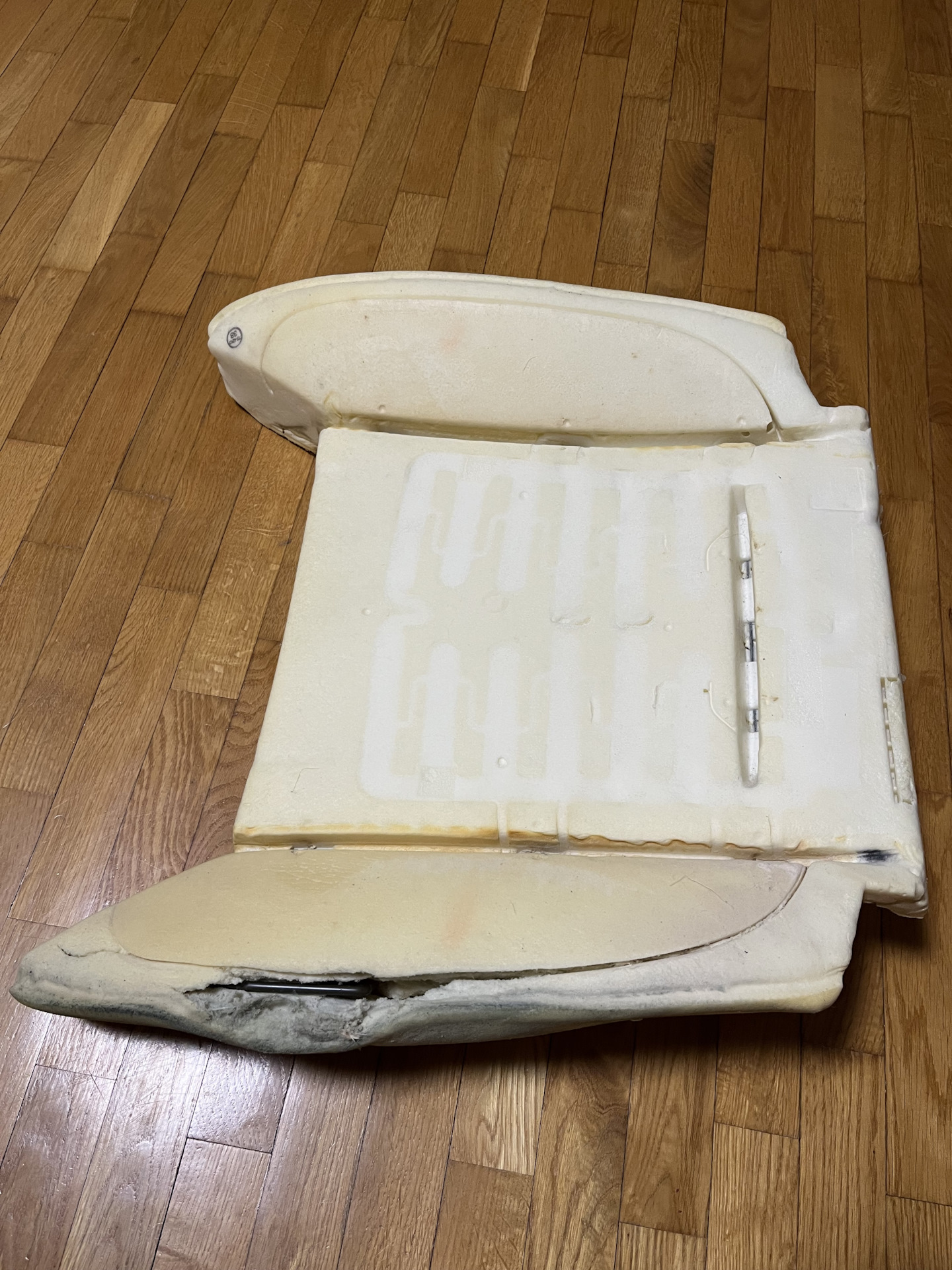 Замена обивки/набивки водительского сиденья — BMW 7 series (E65/E66), 3 ...