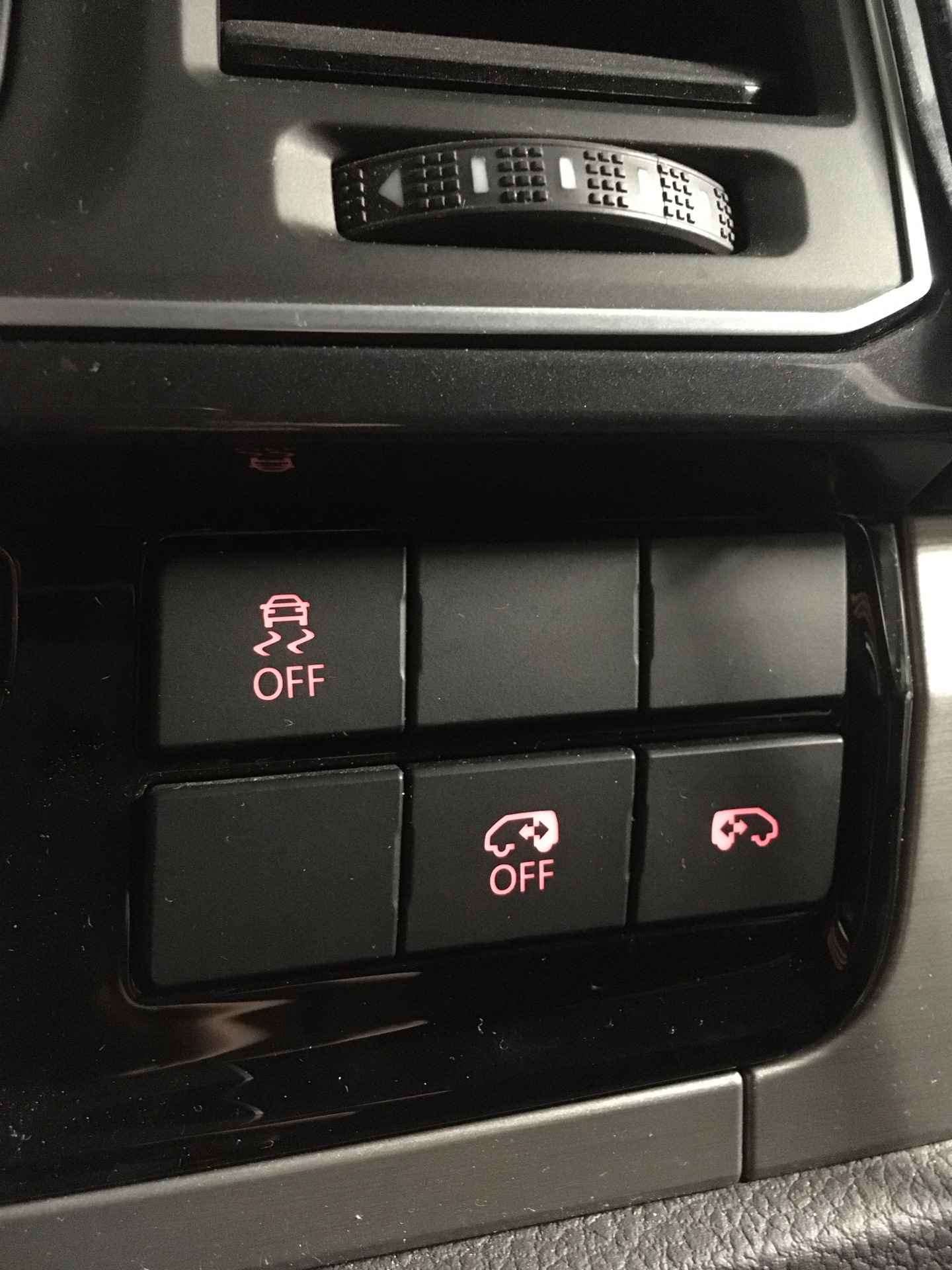 Кнопка ESP/ASR — Volkswagen Caravelle (T6), 2 л, 2018 года | тюнинг ...