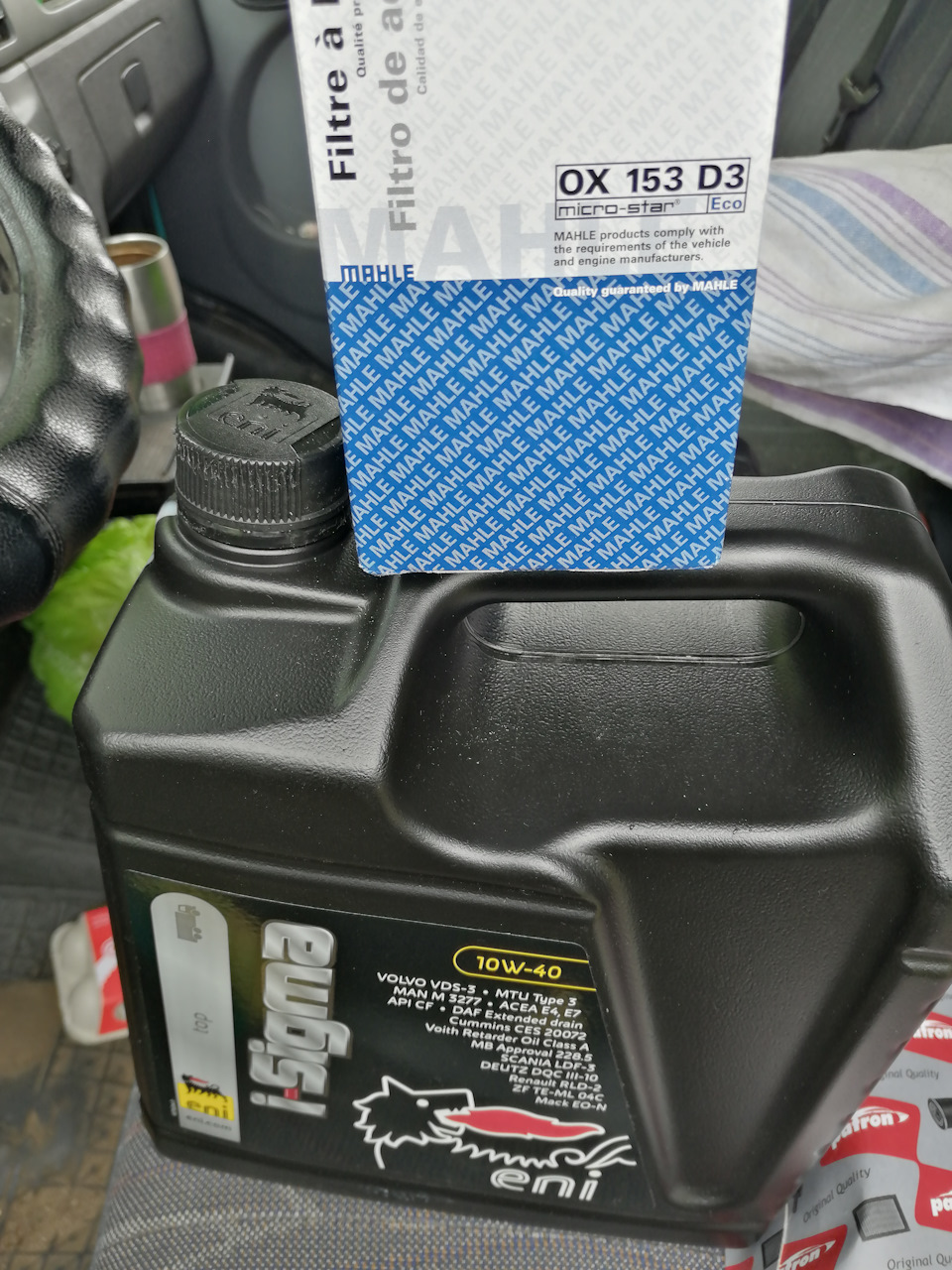 Замена масла eni i-Sigma top 10w-40 — Mercedes-Benz Sprinter (1G), 2,7 ...