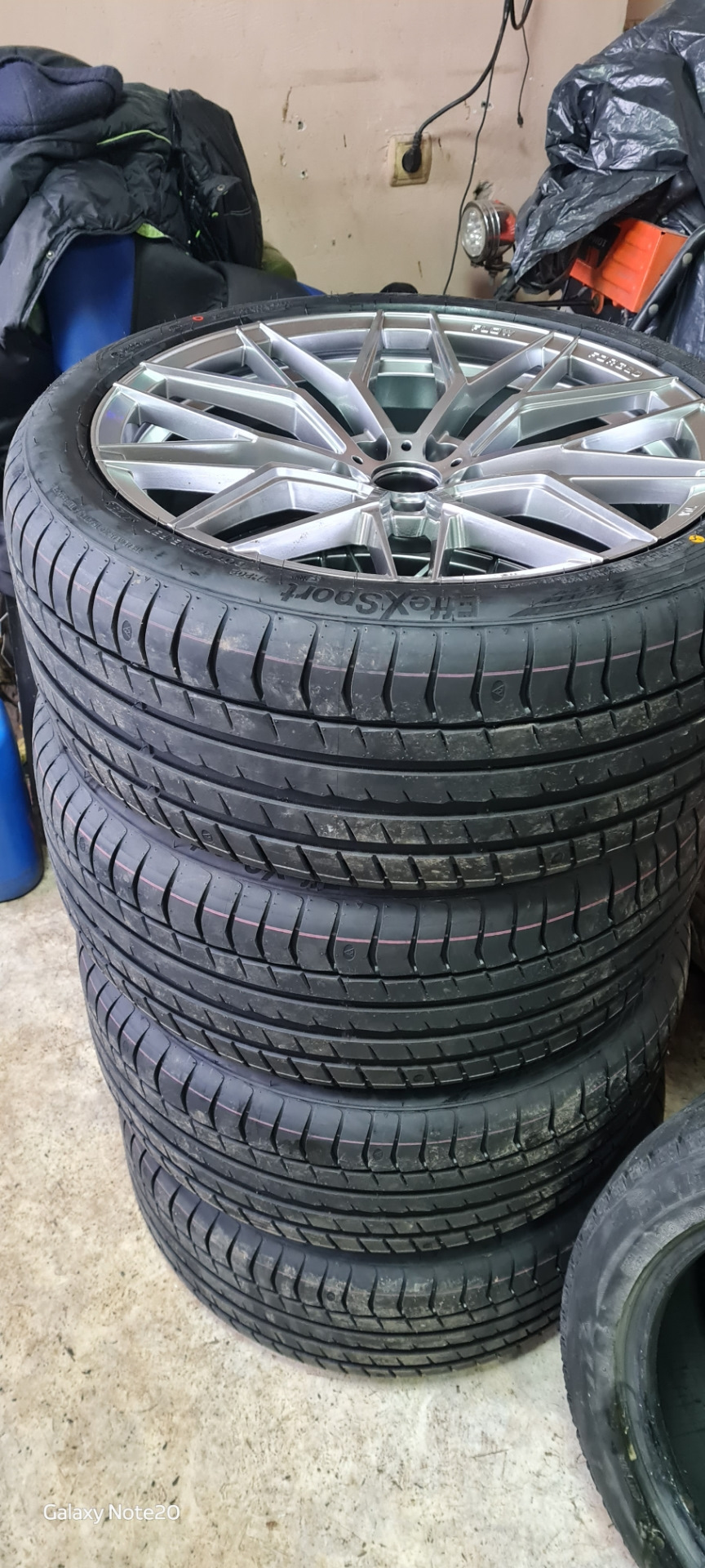 46. Triangle TH-202 245/40 19". Покупка. Сборка — Skoda Superb Mk3, 1,4 ...