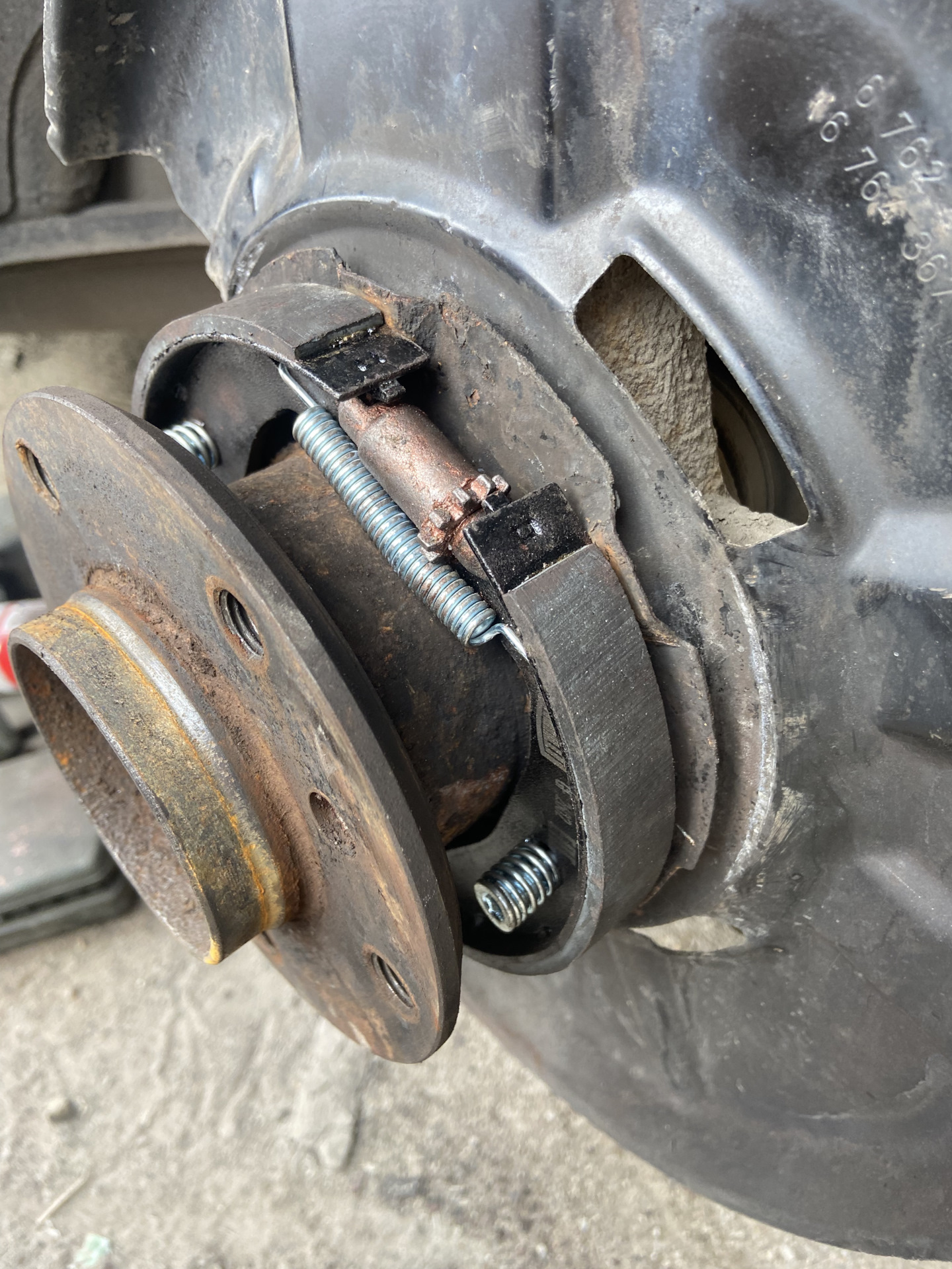 Замена задних тормозов и фильтров — BMW 3 series Coupe (E92), 2,5 л ...