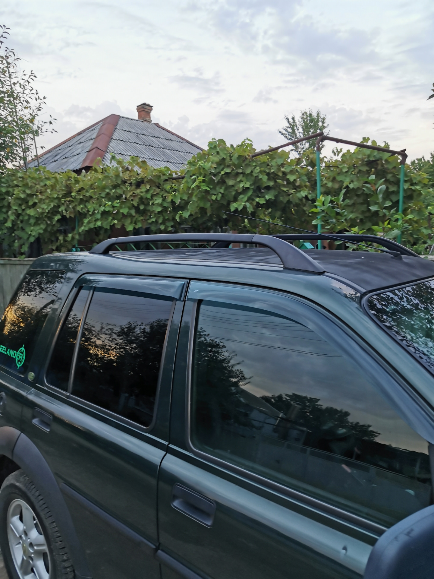 Рейлинги — Land Rover Freelander (L314), 2,5 л, 2003 года | просто так | DRIVE2