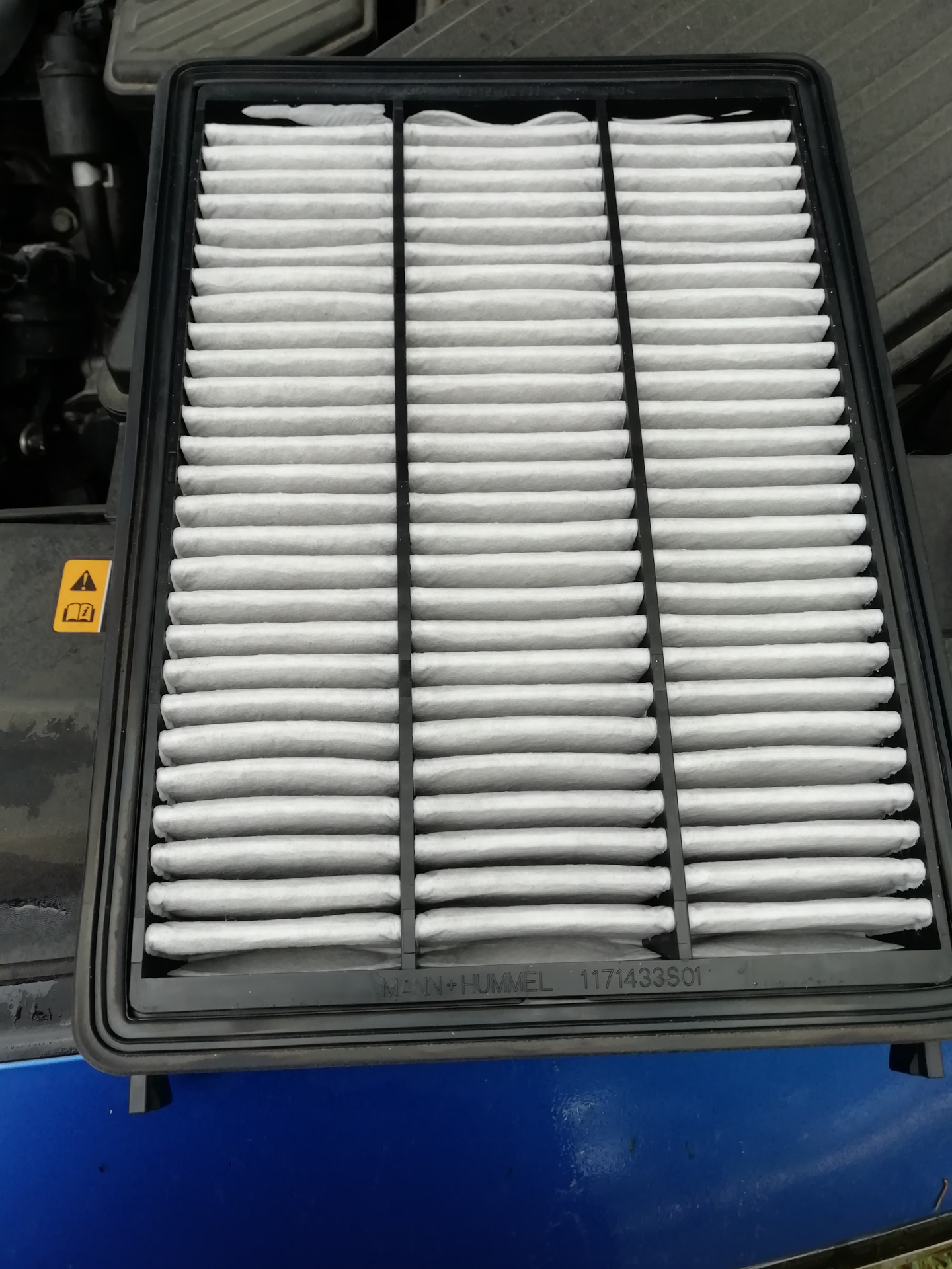 Замена воздушного фильтра — KIA Sportage (4G), 1,6 л, 2021 года ...