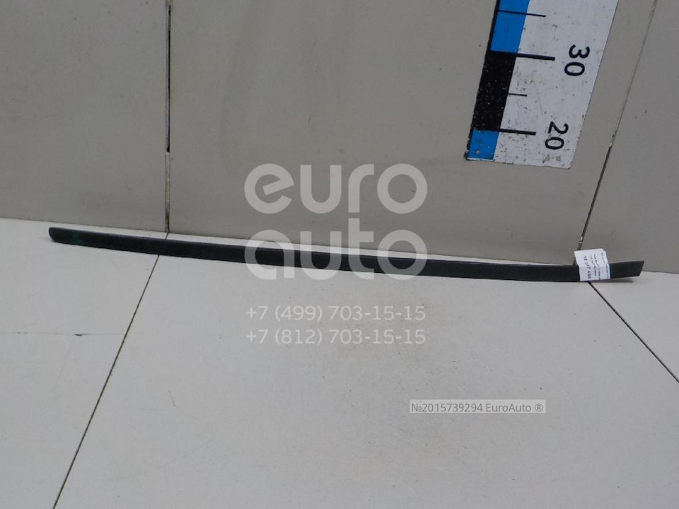 1305444 Уплотнитель (молдинг) лобового стекла-R / Mondeo-III 2000~ Ford ...