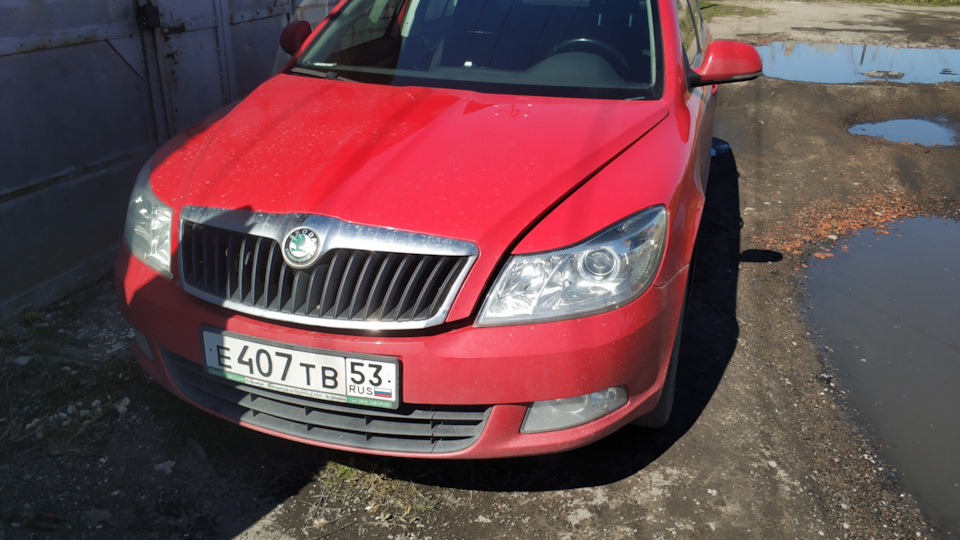 1528567 Эмблема крышки багажника задн. Ford | Запчасти на DRIVE2