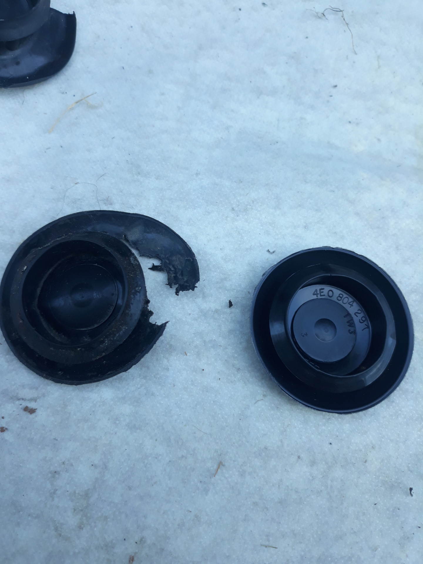 Заглушки днища — Skoda Superb Combi (Mk2), 2 л, 2011 года | своими ...