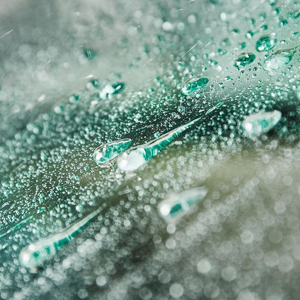 И дождь не помеха! NANOGLASVERSIEGELUNG Нанопокрытие для стекла ...