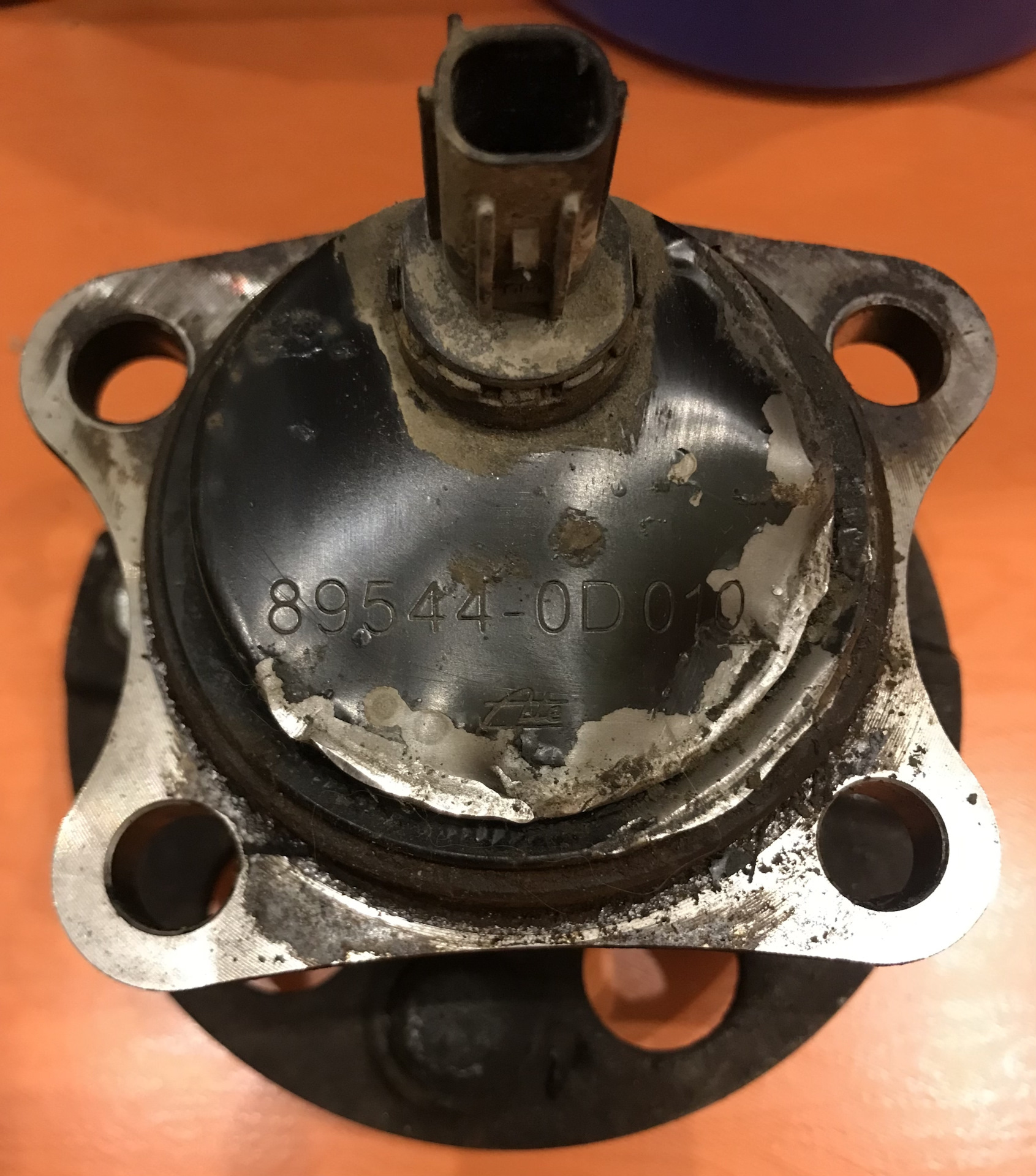 Замена ступицы — Toyota Yaris (p2), 1,3 л, 2007 года | запчасти | DRIVE2