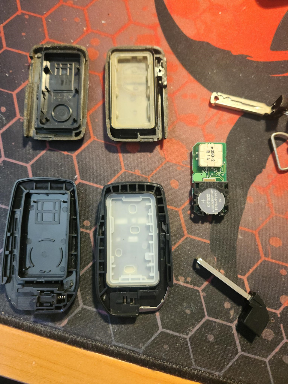 E3502 Амортизатор TOKICO | Запчасти на DRIVE2