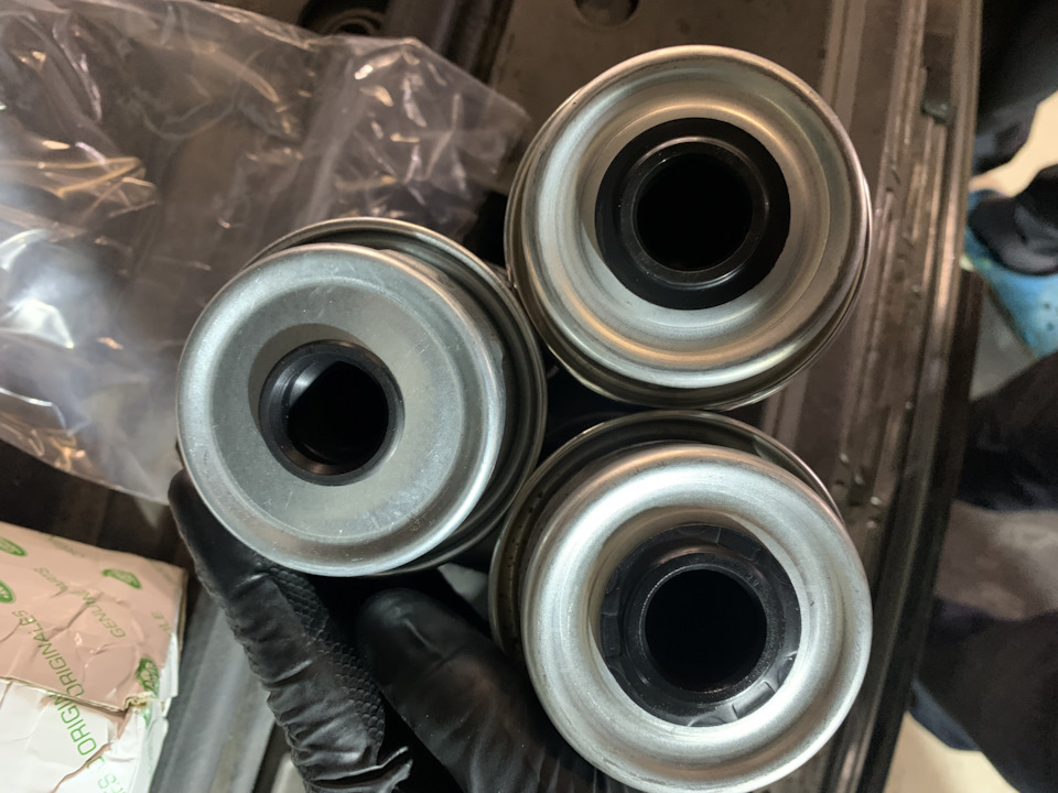 Замена топливного фильтра LR072610 на Range Rover 4,4 — Land Rover ...