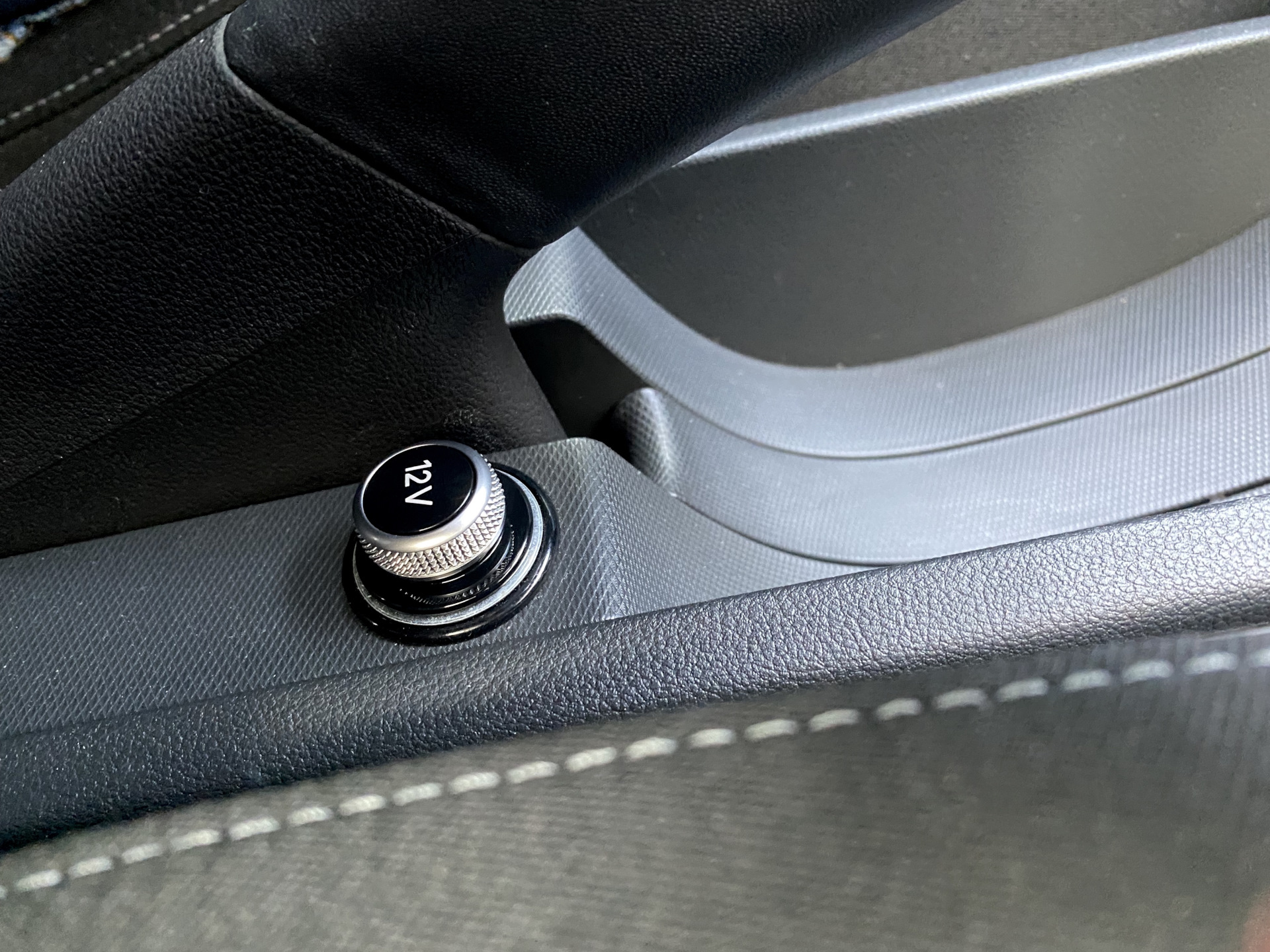 Аксессуары от Audi — Skoda Rapid (1G), 1,4 л, 2016 года | аксессуары ...