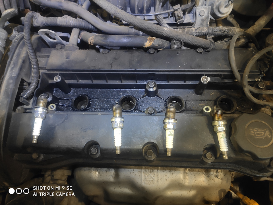 Прокладка клапанной крышки — Chevrolet Lacetti Sedan, 1,6 л, 2007 года ...
