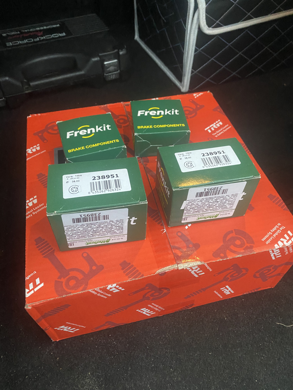 238951 Ремкомплект с поршнем Frenkit | Запчасти на DRIVE2