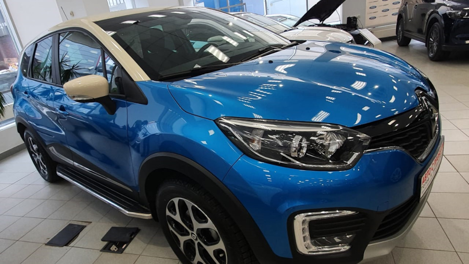 Renault Kaptur (2016) 2.0 бензиновый 2016 | Renault Kaptur 2.0 AT4x4 на ...
