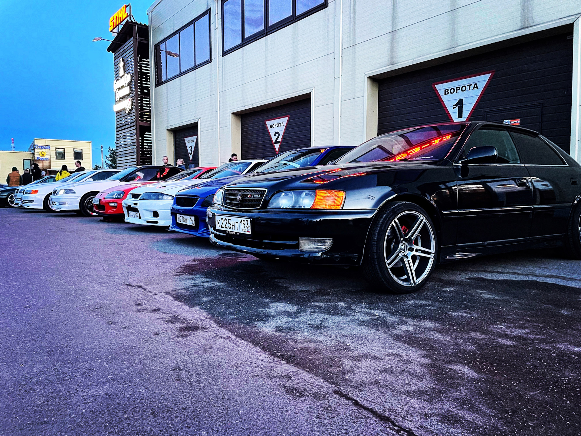 Просто фото 😎 — Toyota Chaser (100), 2,5 л, 1998 года | встреча | DRIVE2