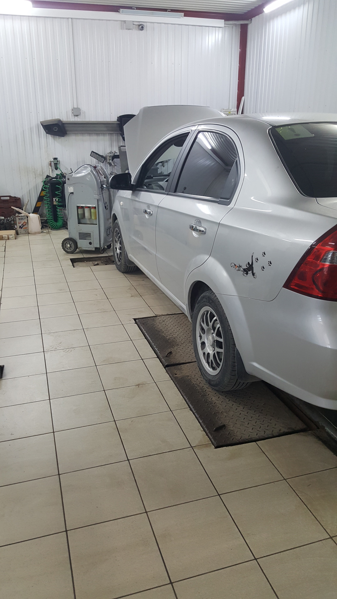 #36 Не опять, а снова. Кондей. — Chevrolet Aveo Sedan (1G), 1,4 л, 2007 ...