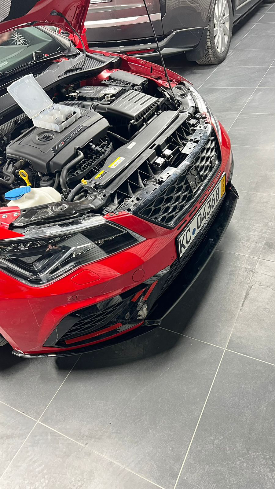 Передняя часть Cupra R — SEAT Leon Cupra (Mk III), 2 л, 2020 года ...