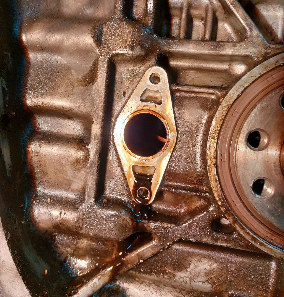 Техническое: Устранение течей масла — Subaru Impreza (GC/GF), 2 л, 1997 ...