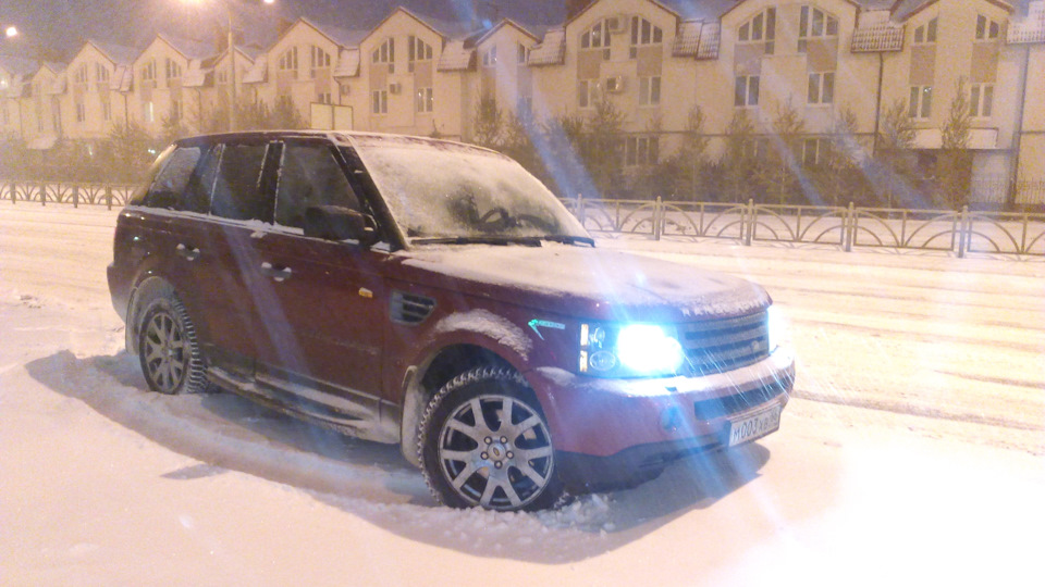 Land Rover Range Rover Sport (1G) 4.4 бензиновый 2006 | Rimini Red на ...