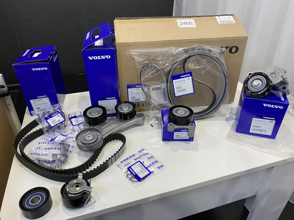 Замена комплекта ремня ГРМ и приводного ремня с роликами — Volvo S90 ...