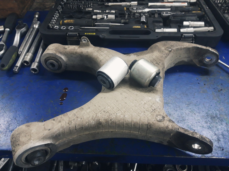 Частичный ремонт задней подвески и нетолько — BMW X5 (E70), 3 л, 2011 ...