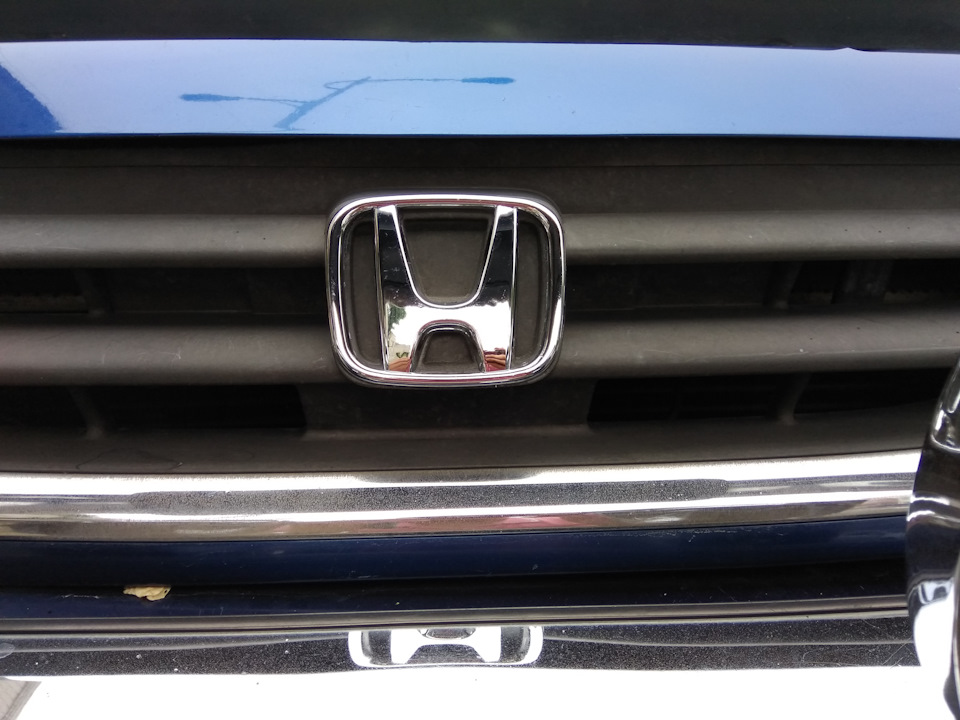 Значок хонда — Honda CR-V (RD1/RD2), 2 л, 1997 года | аксессуары | DRIVE2
