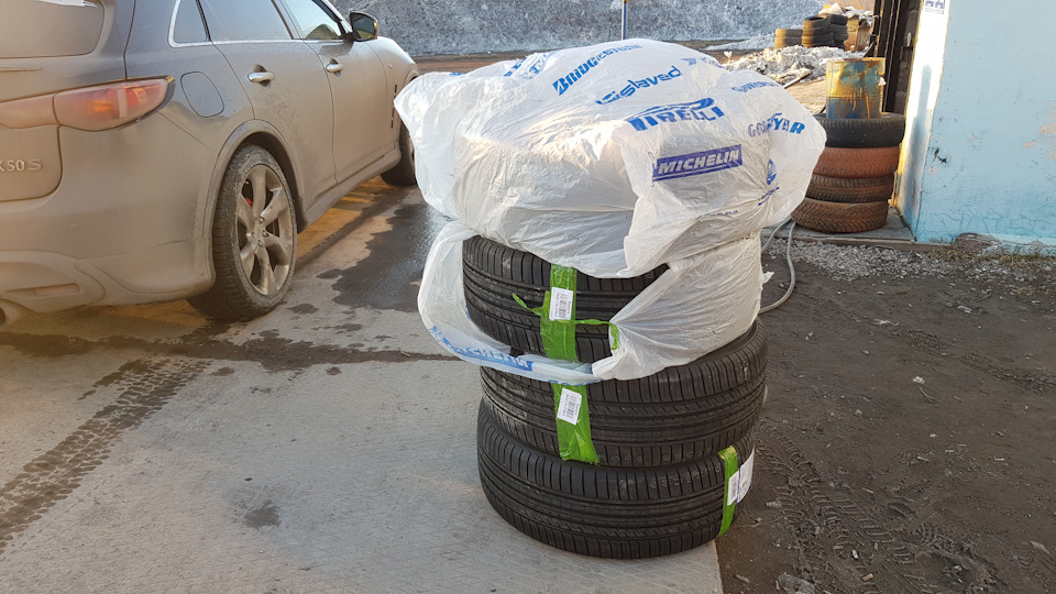 Kinforest KF-550 — Infiniti FX (2G), 5 л, 2008 года | шины | DRIVE2