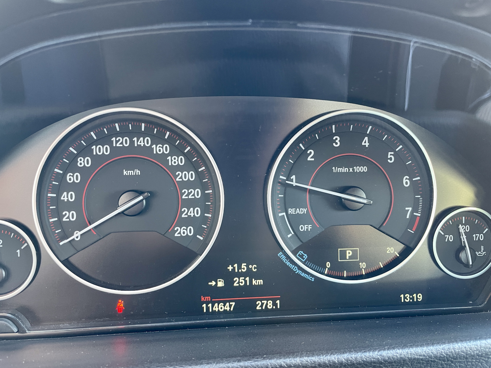 -58- Замена воздушного фильтра — BMW 3 series (F30), 2 л, 2016 года ...