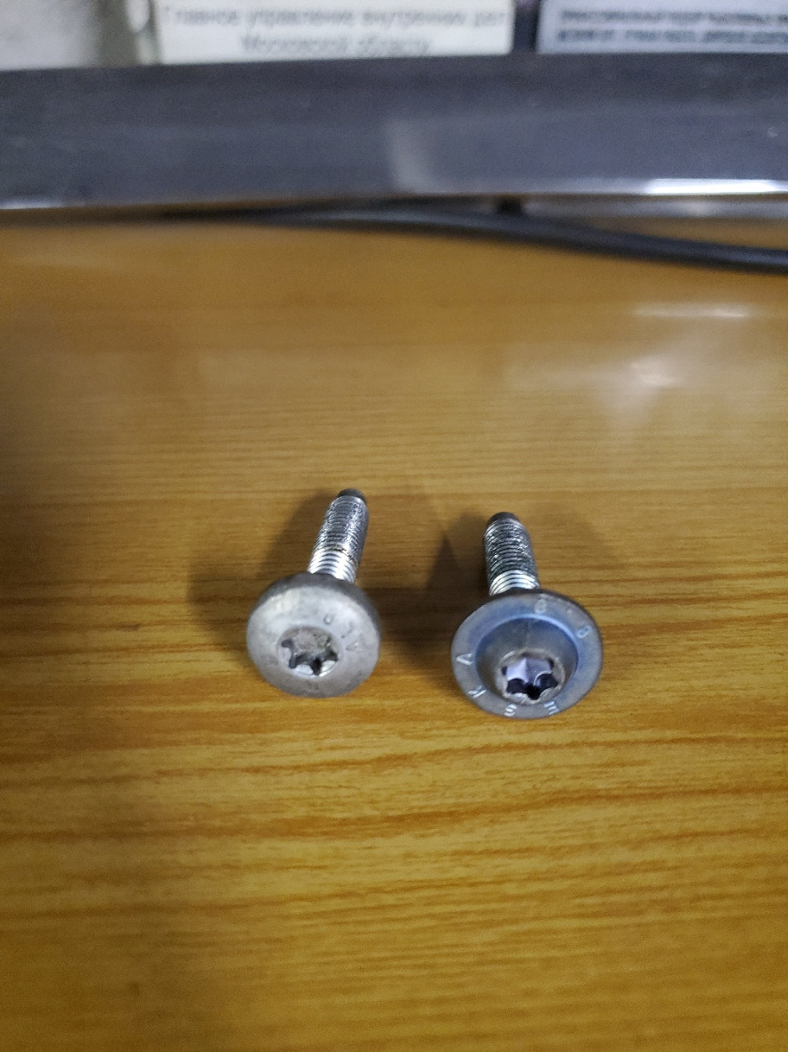 Замена клапанов изменения фаз ГРМ — Porsche Cayenne (2G) 958, 4,8 л ...