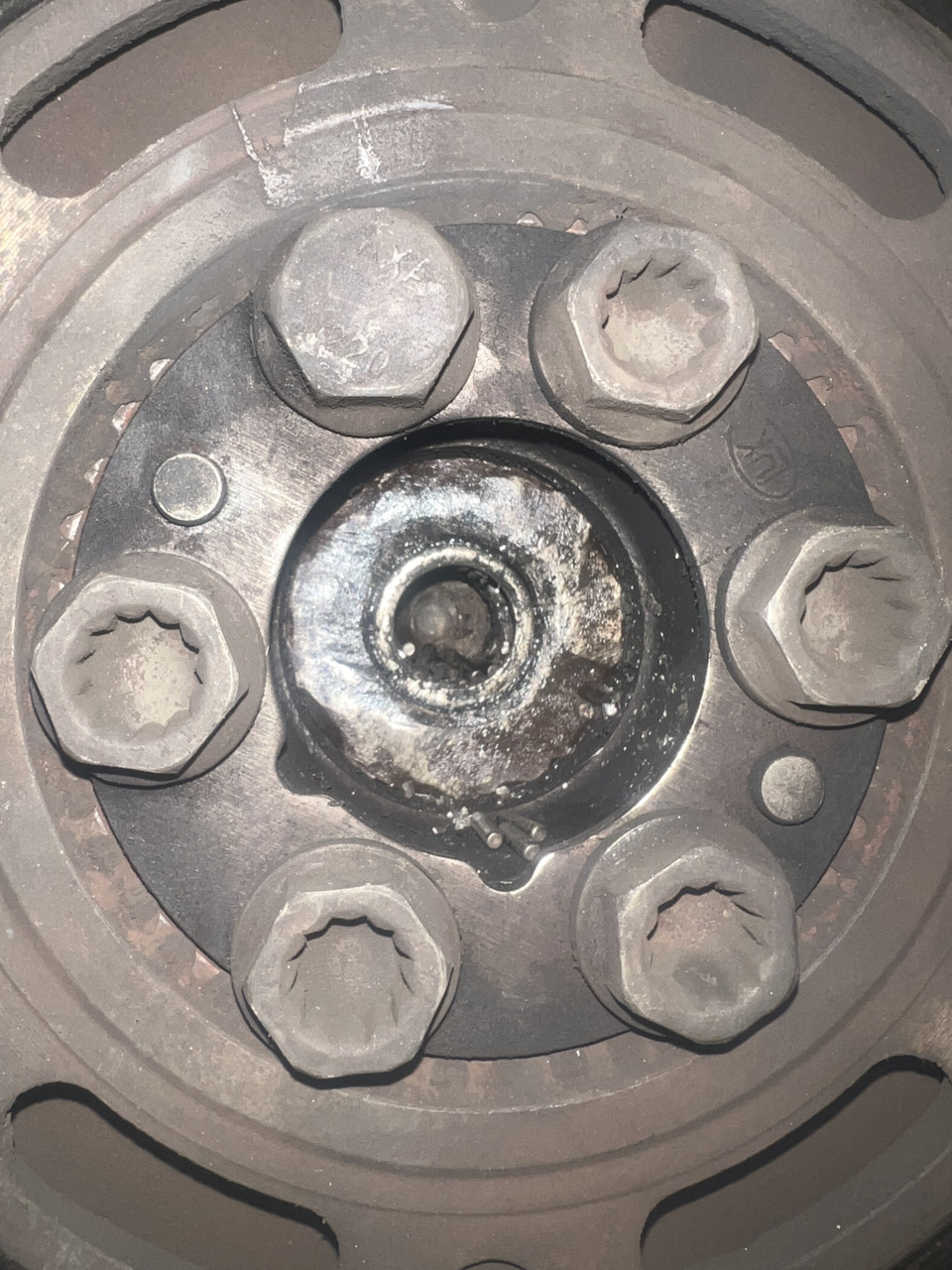 Центровочный подшипник маховика — Audi A4 (B5), 1,8 л, 2000 года ...