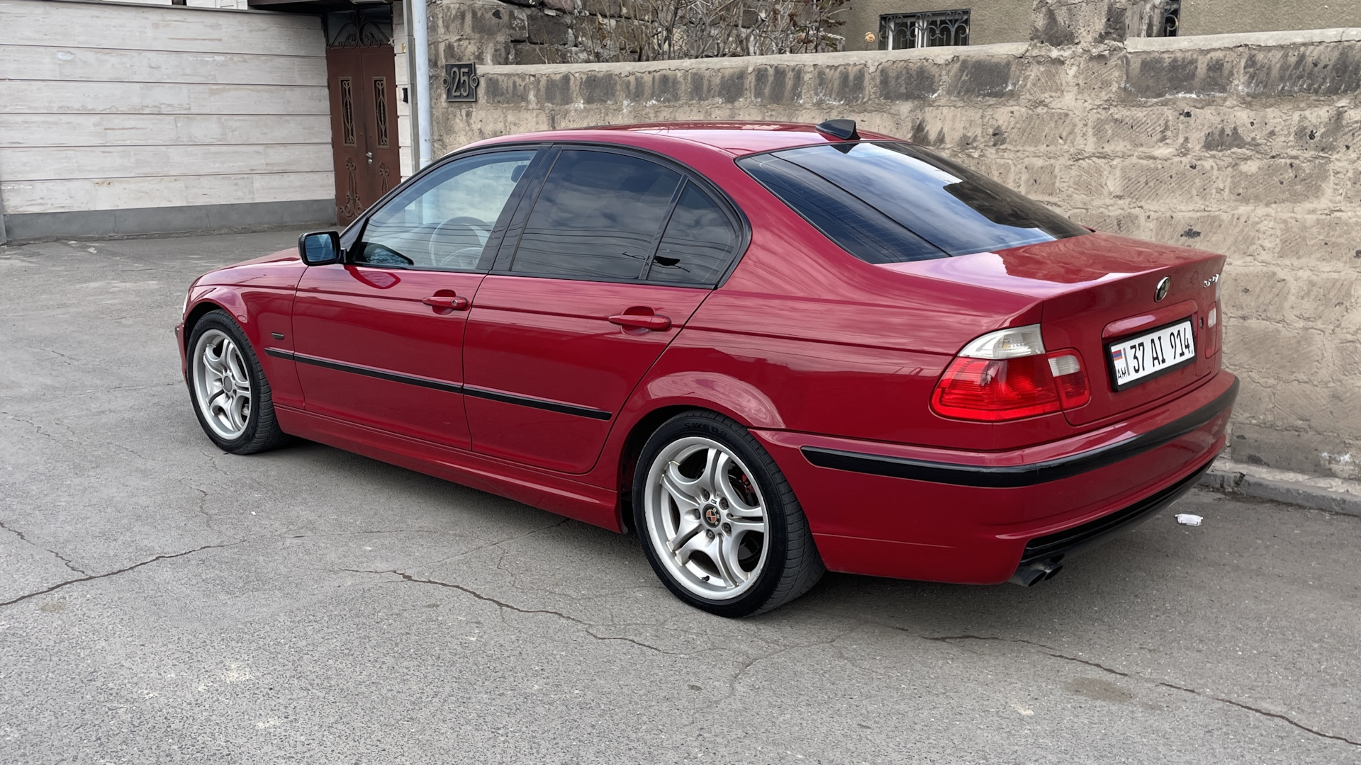 BMW 3 series (E46) 2.5 бензиновый 2001 | 325i M-tech 1 на DRIVE2