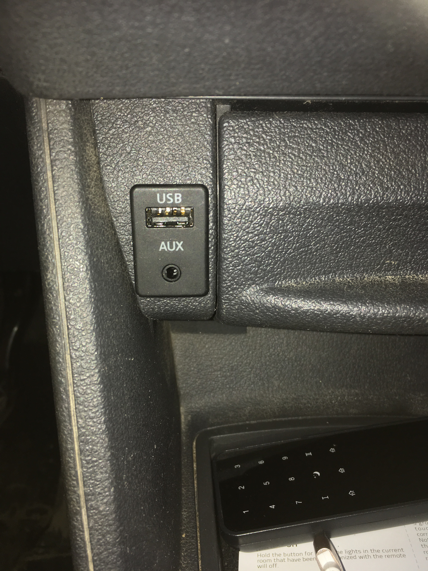 Магнитола с usb + aux и крутилки — Volkswagen Caddy (3G), 1,6 л, 2007 ...