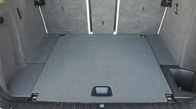 Установка докатка в нише багажника — BMW X3 (F25), 2 л, 2011 года ...