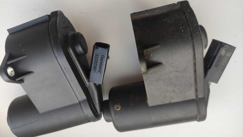 32332267 Б/у Суппорт задний левый VAG | Запчасти на DRIVE2