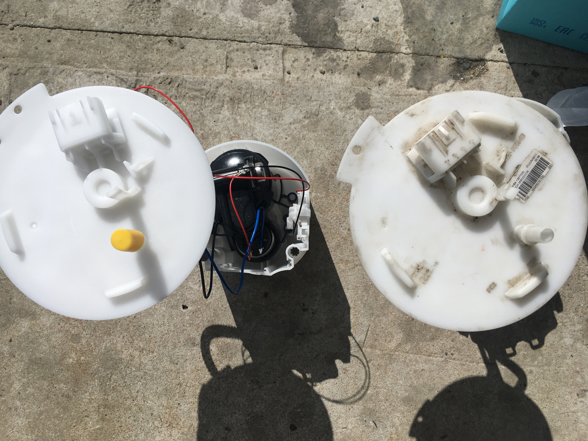 Замена топливного фильтра часть 2 — Chevrolet Cruze (1G), 1,6 л, 2011 ...