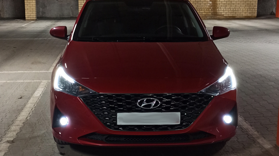 Hyundai Solaris (2G) 1.6 бензиновый 2020 | Fiery Red Elegance на DRIVE2