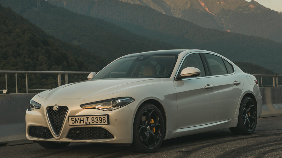 Alfa Romeo Giulia (952) 2.0 бензиновый 2020 | Giulia на DRIVE2