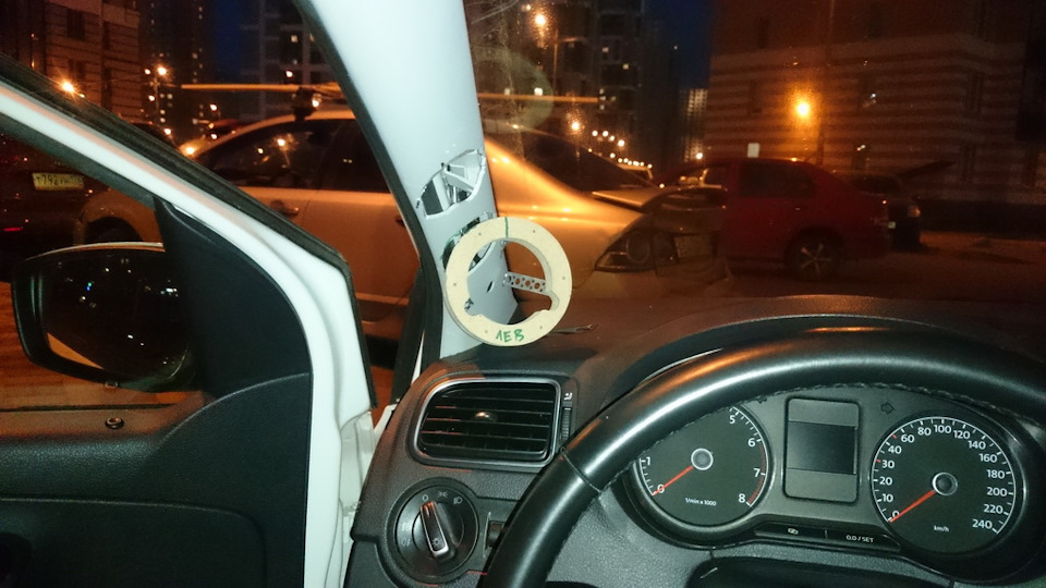 #59 Передние стойки в Поло — Volkswagen Polo Sedan, 1,6 л, 2014 года ...