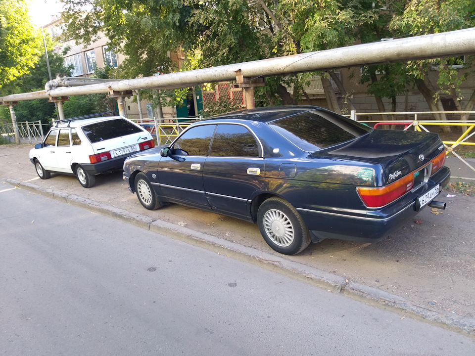 Куплю фару и стопарь — Toyota Crown (S140), 2,5 л, 1994 года | запчасти ...