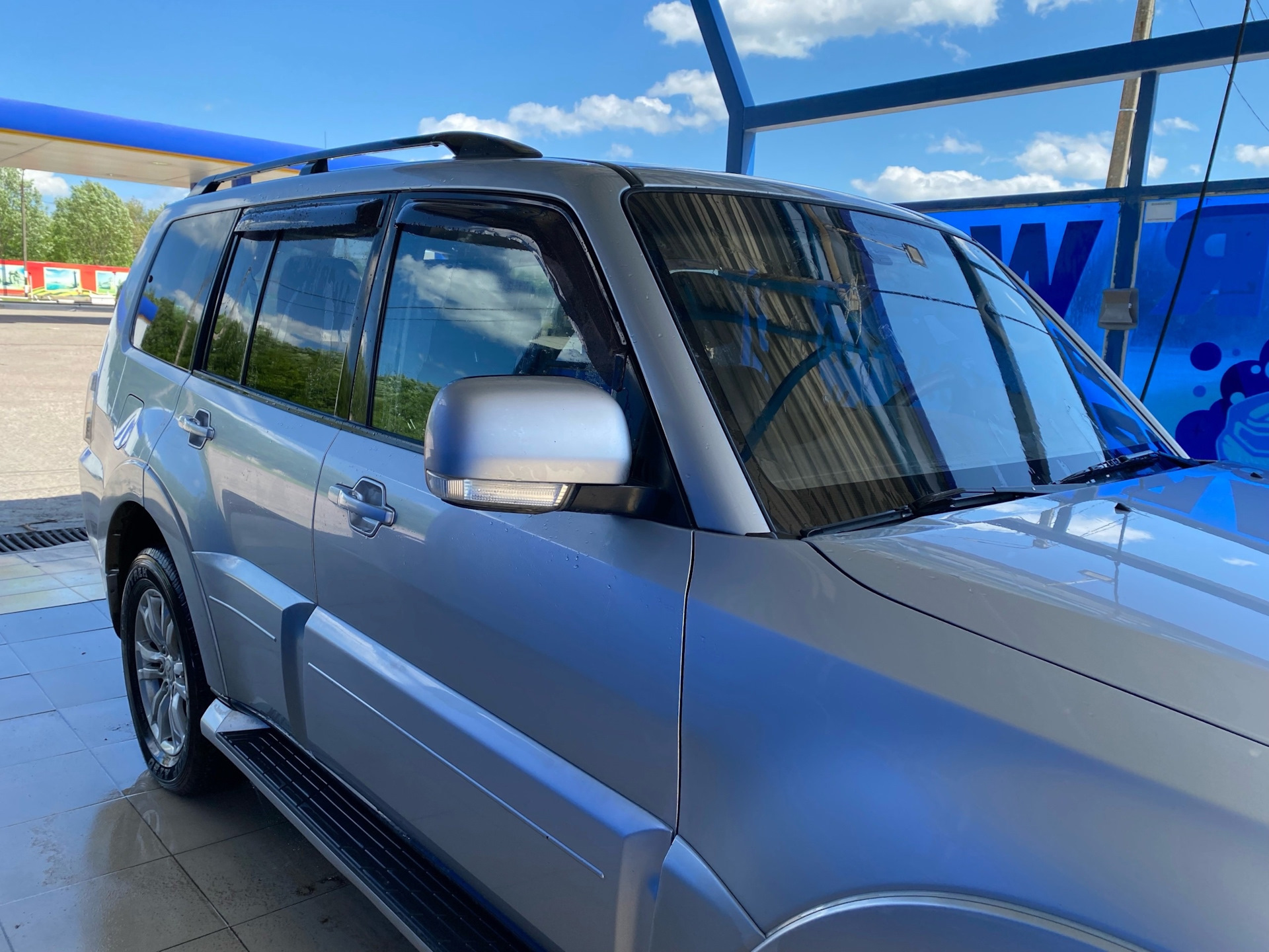 Немножко улучшайзинга. Дефлекторы, шторки Трокот и мое средство от ...