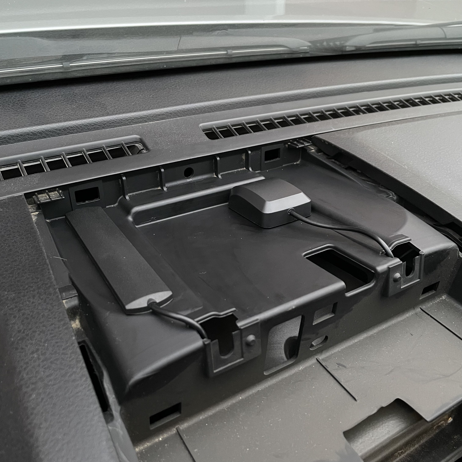 Замена штатной магнитолы — Suzuki Grand Vitara (2G), 2 л, 2011 года ...